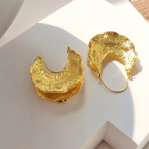 Vintage | Jewelry | Vintage Geometric Heavy Metal Gold Drop Earrings ...